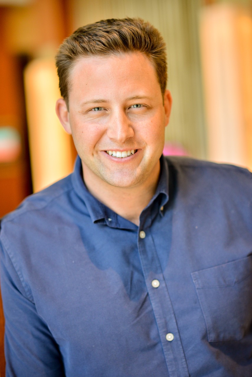 How to build real relationships, rather than networking, according to ...