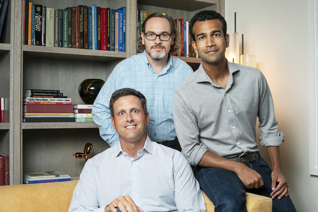 Growth-stage investor Lead Edge Capital raises $950m